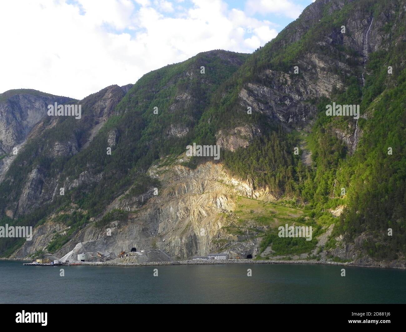 Norwegian Olivine mine, North Cape Minerals, Sibelco, AS Olivin ...