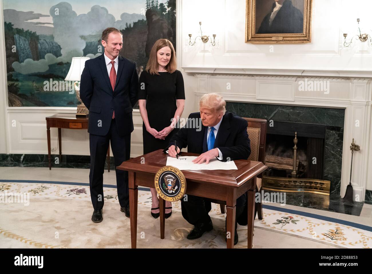 The Swearing-in Ceremony of the Honorable Amy Coney Barrett President ...