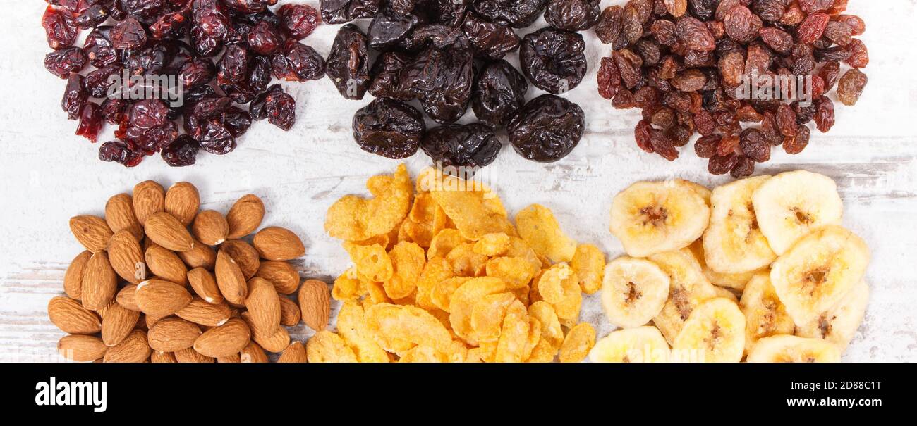 Dried ingredients as source carbohydrates, dietary fiber, vitamins and ...