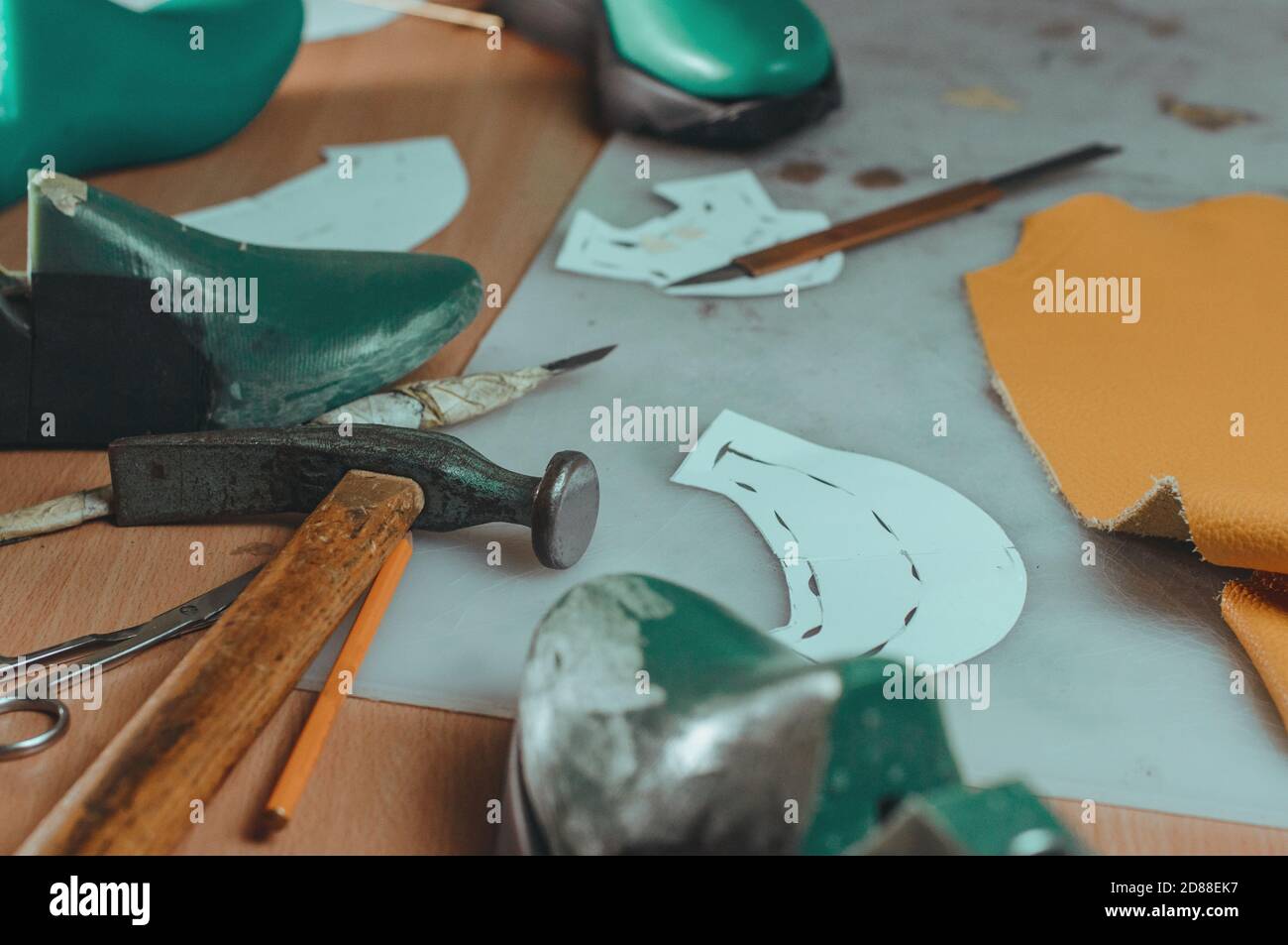 Shoe measurement hi-res stock photography and images - Alamy