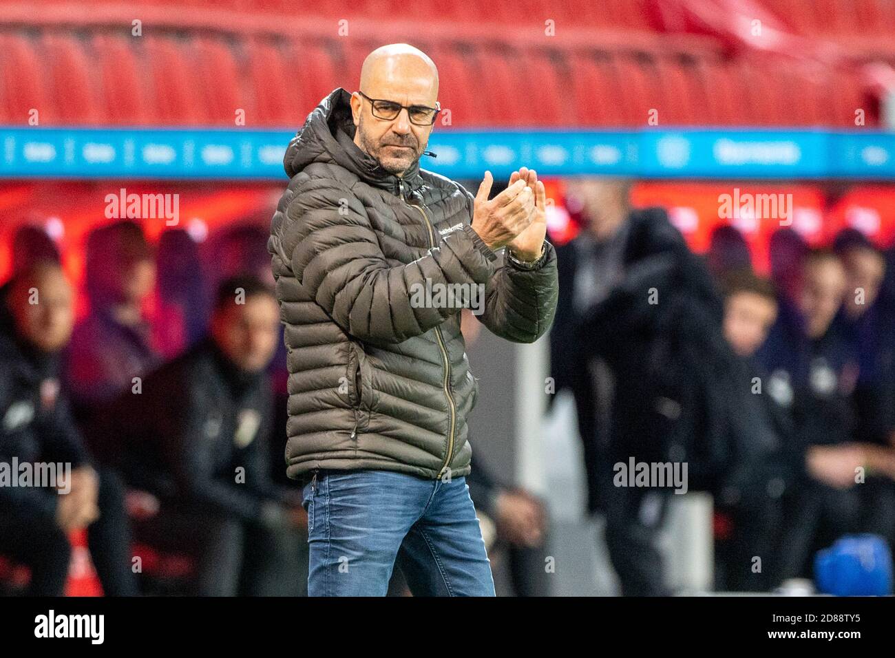 Soccer football clap claps hi-res stock photography and images - Alamy