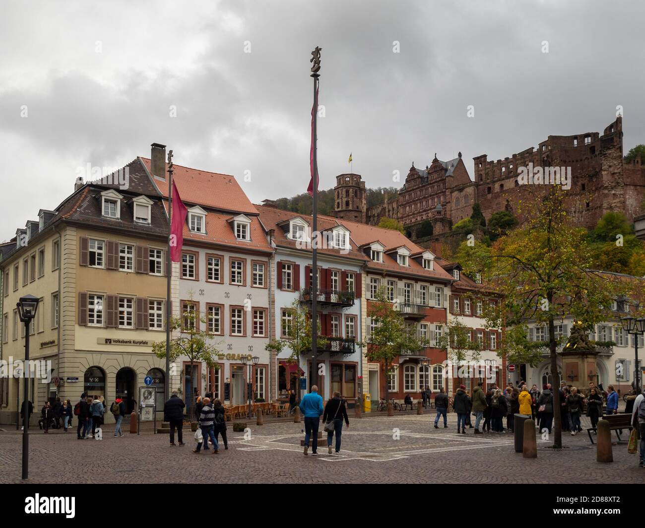 Heidelberg Castle above Kornmarkt Stock Photo - Alamy