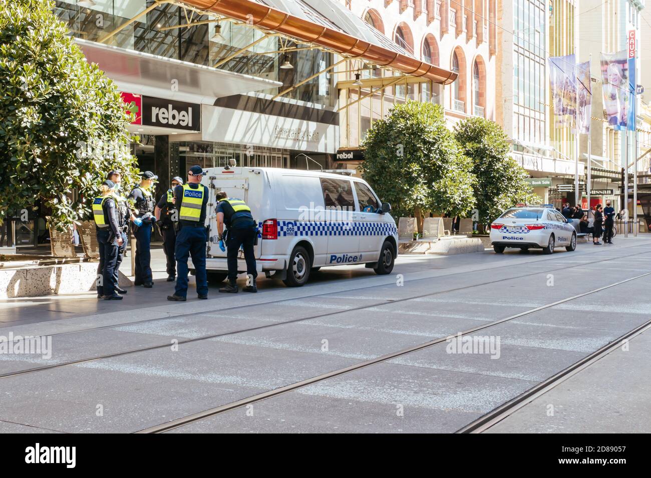 Shopping Mall Police High Resolution Stock Photography and Images - Alamy