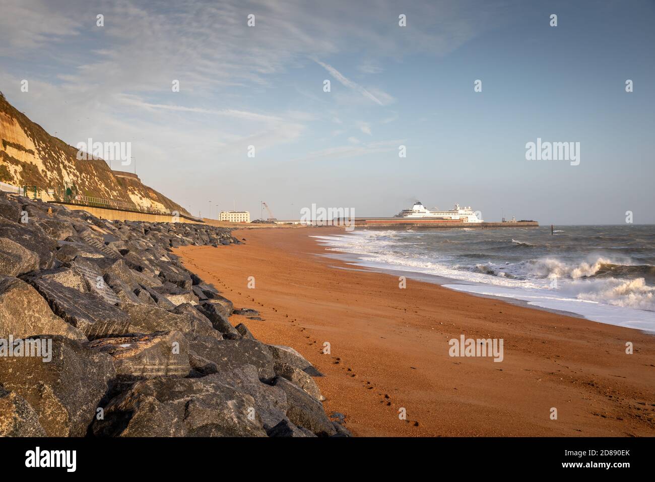 Shakespeare Beach. Dover, Kent, UK Stock Photo - Alamy