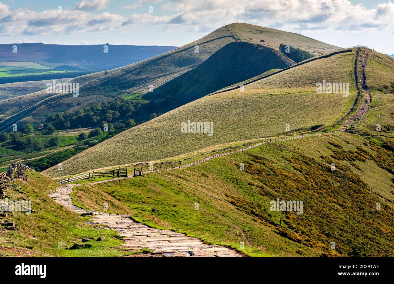 The great ridge Castleton Derbyshire Peak district England UK Stock ...