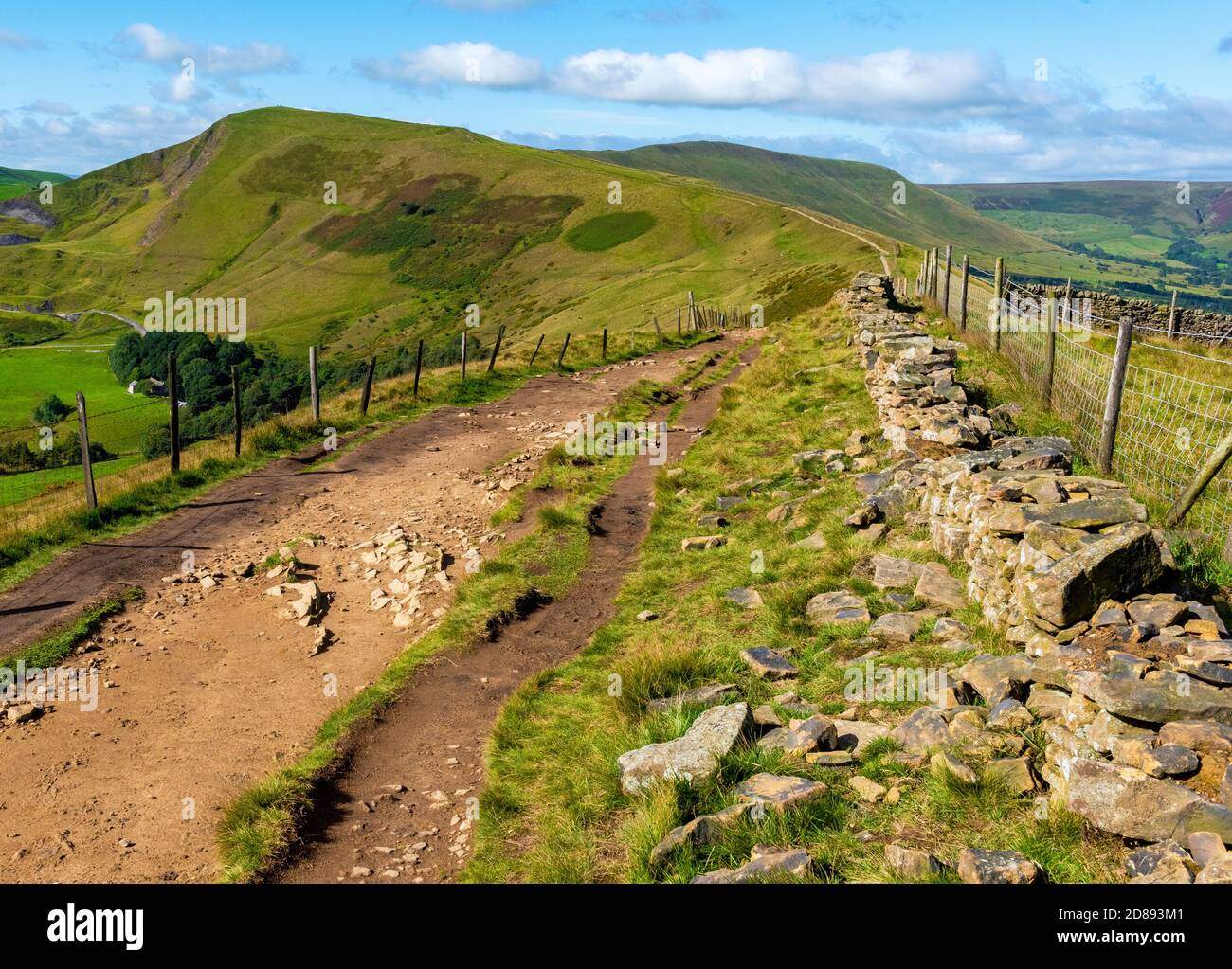 Mam tor great ridge peak district hi-res stock photography and images ...