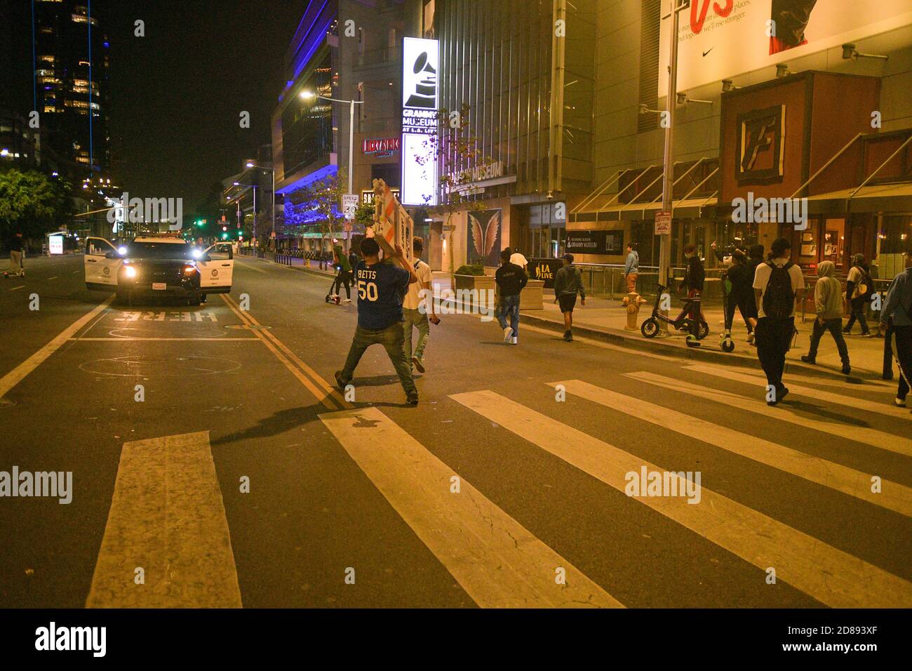 Los Angeles CA. 27th Oct, 2020. Fans celebrate Los Angeles Dodgers ...