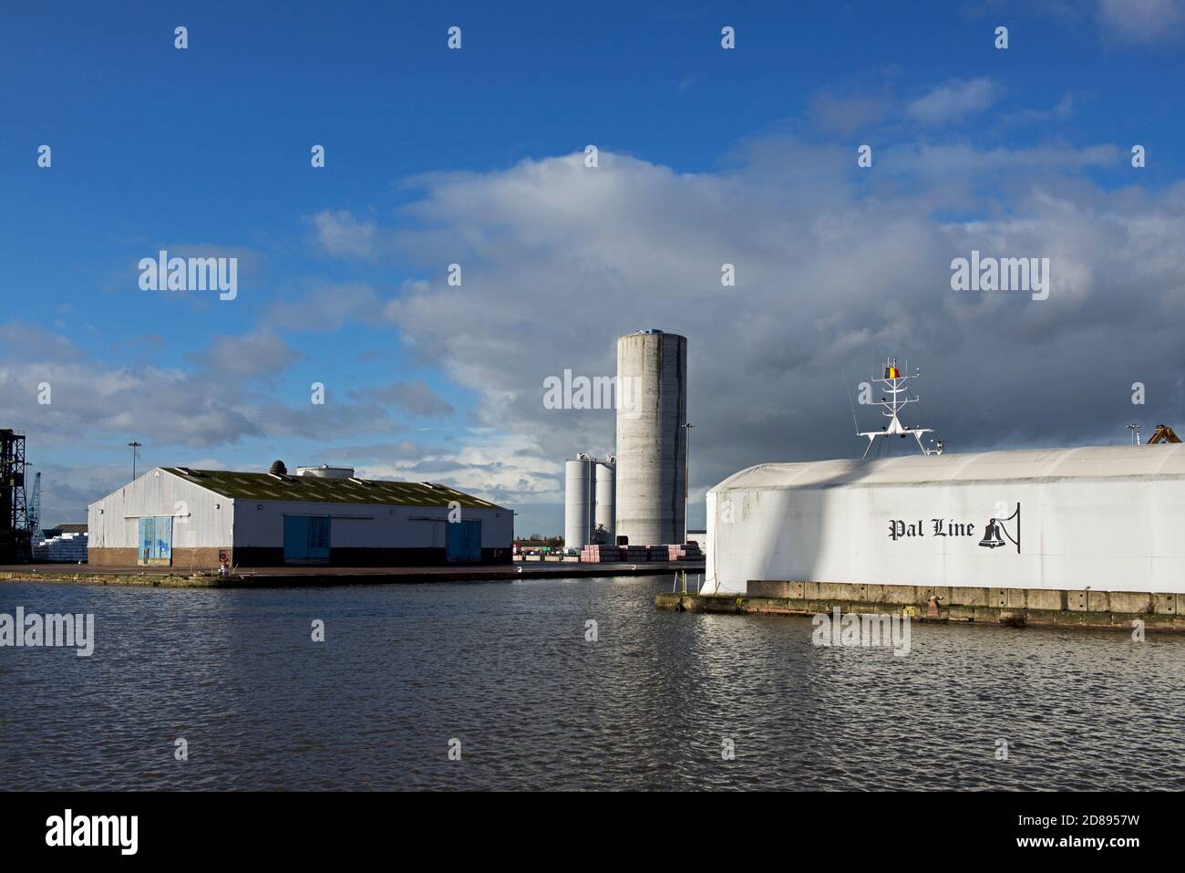 Goole Docks High Resolution Stock Photography and Images - Alamy