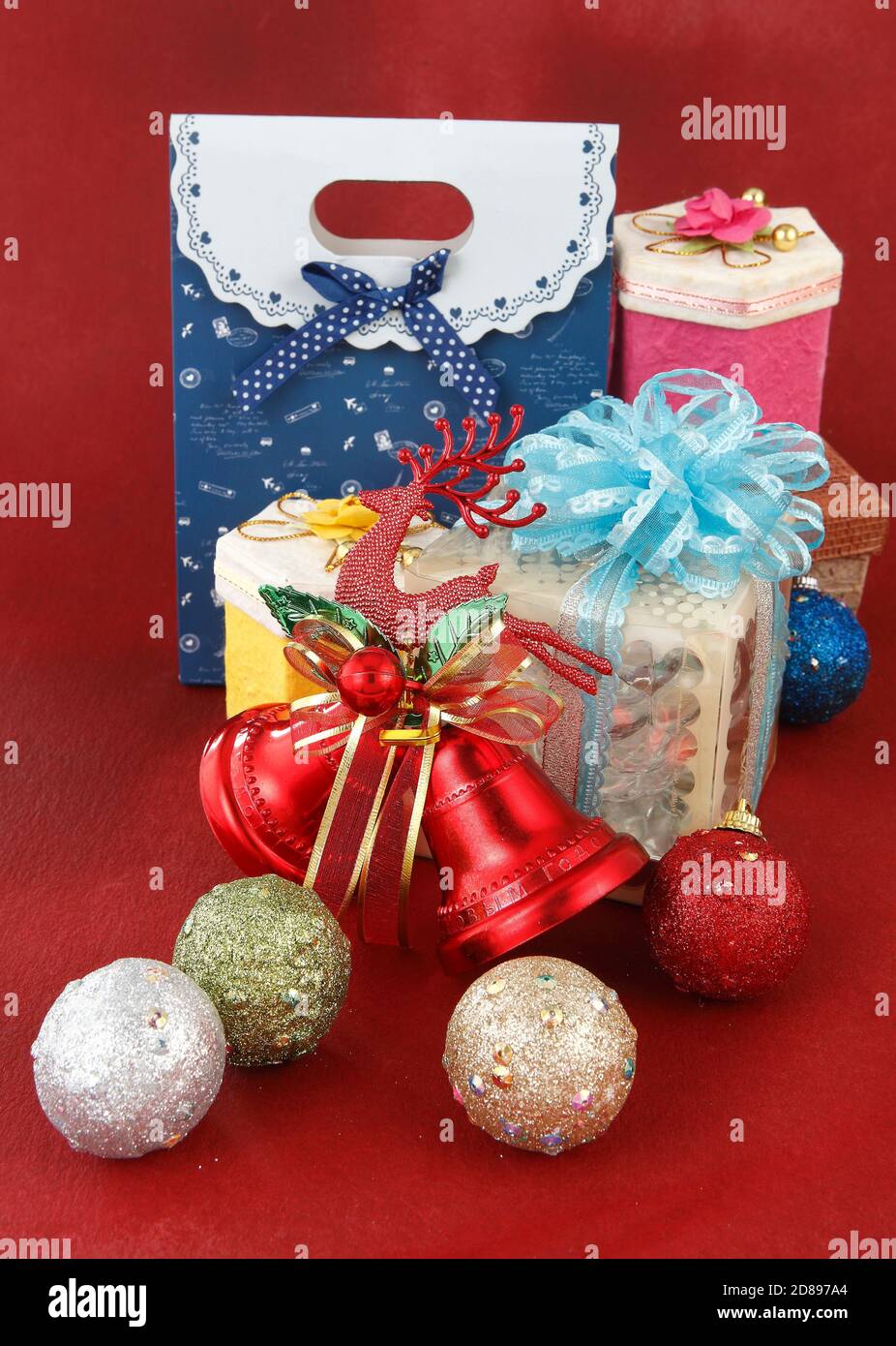 christmas gift box Stock Photo - Alamy