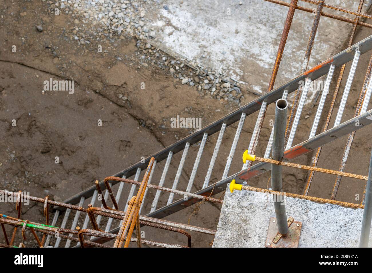 Ladder rungs hi-res stock photography and images - Alamy