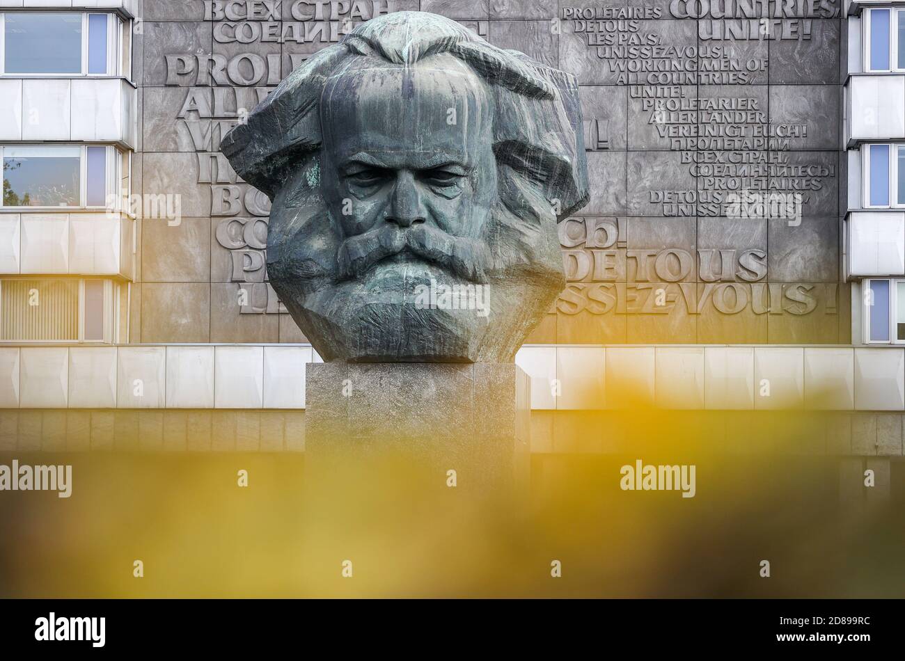 Chemnitz, Germany. 28th Oct, 2020. The Karl Marx monument, popularly ...