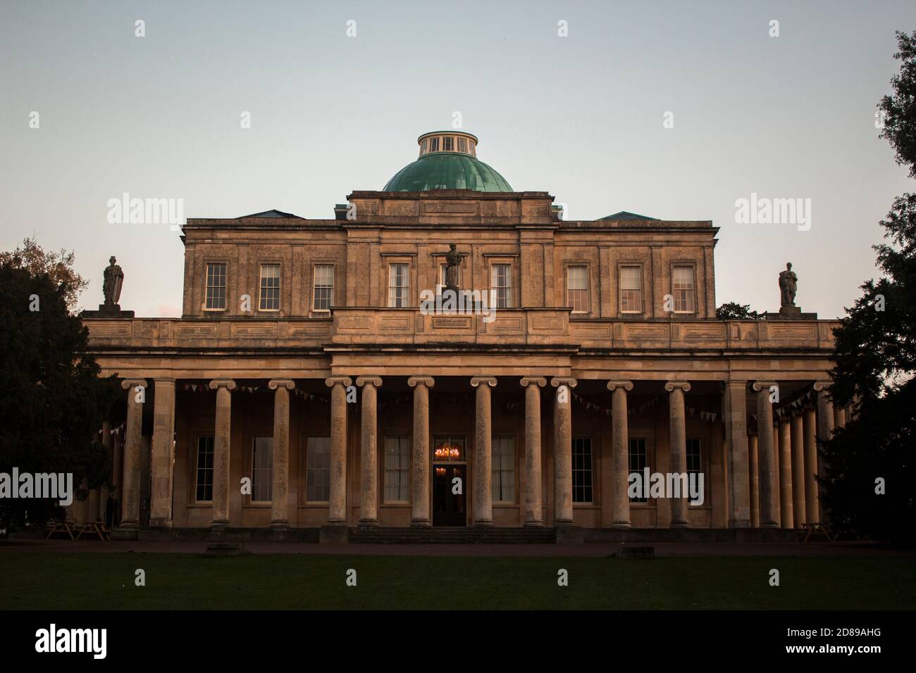 Morning shoot of Pitville Pump Room Stock Photo - Alamy