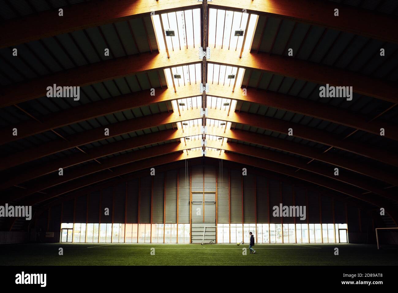 Astro turf football pitch hi-res stock photography and images - Alamy