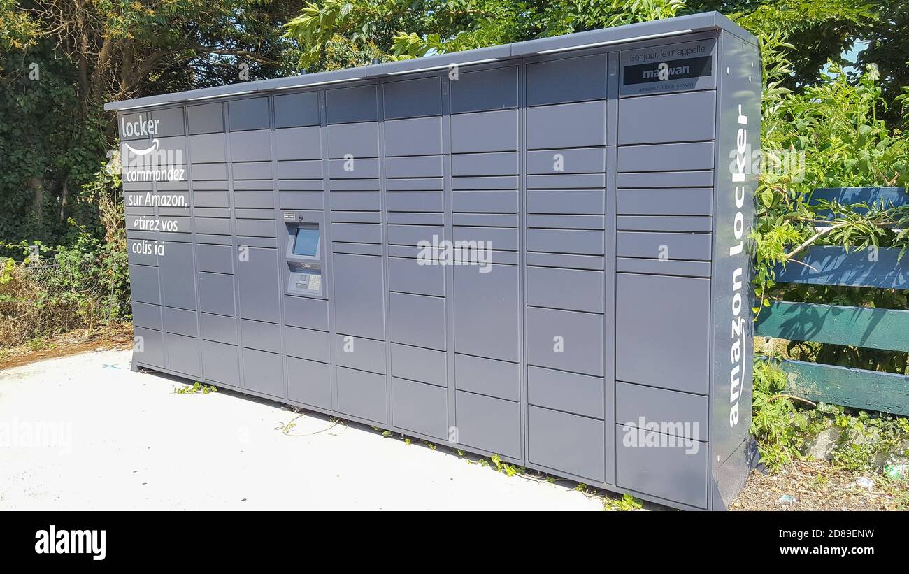 Self Order Terminal High Resolution Stock Photography and Images - Alamy