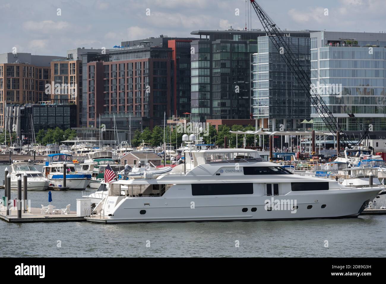 Southwest waterfront dc hi-res stock photography and images - Alamy