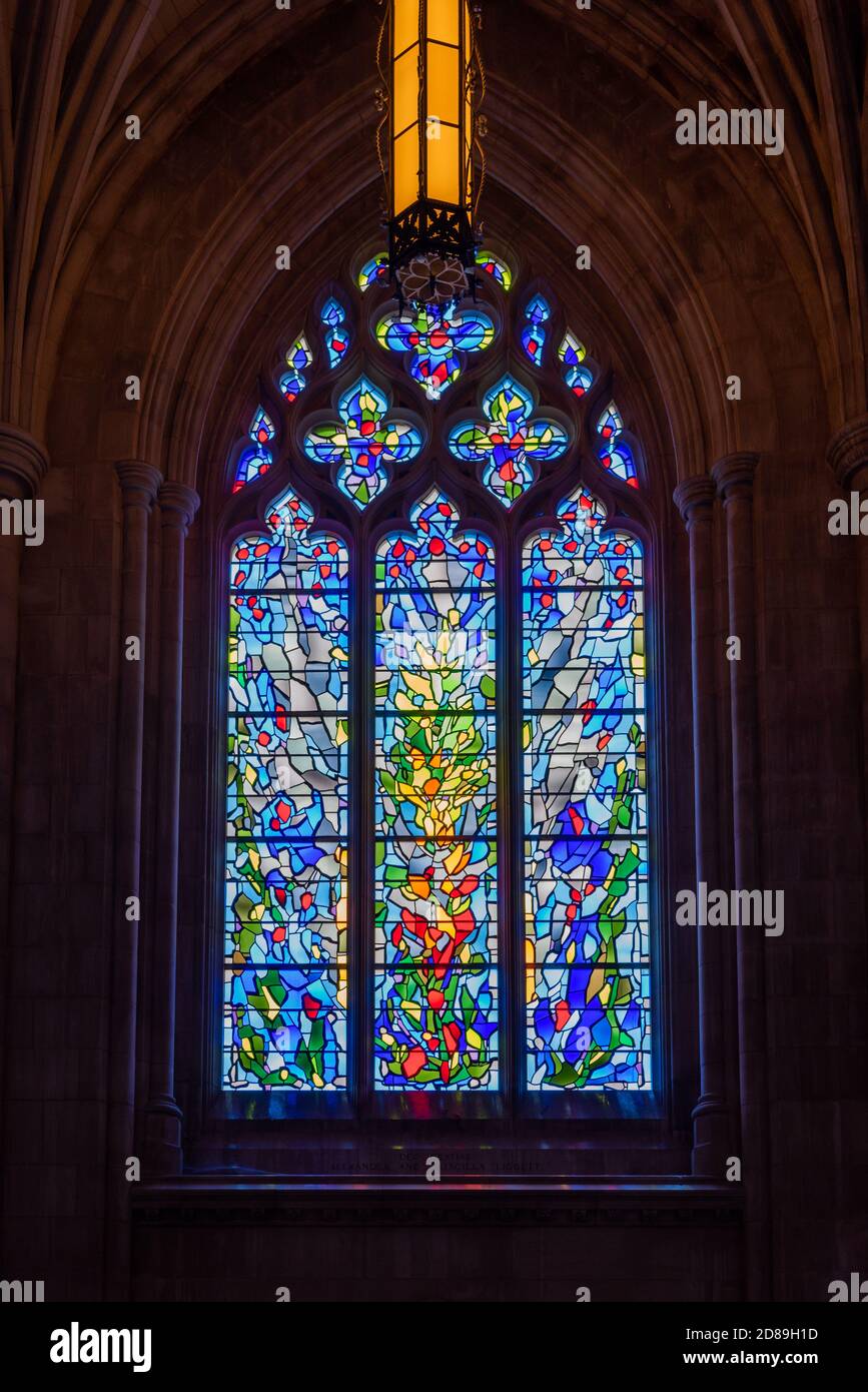 "Founding of a New Nation" - a stained glass clerestory window above ...