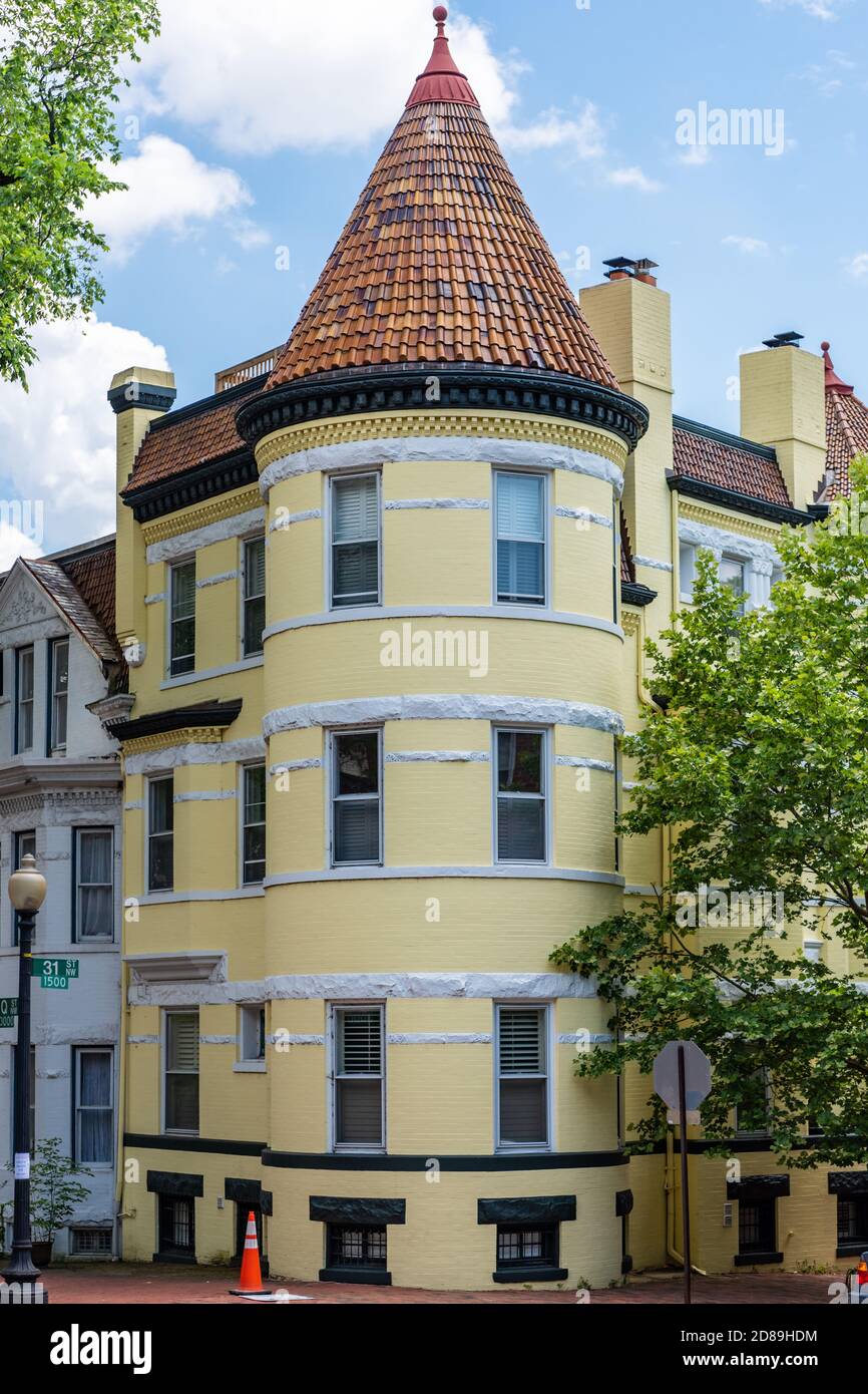 Cone roof hi-res stock photography and images - Alamy
