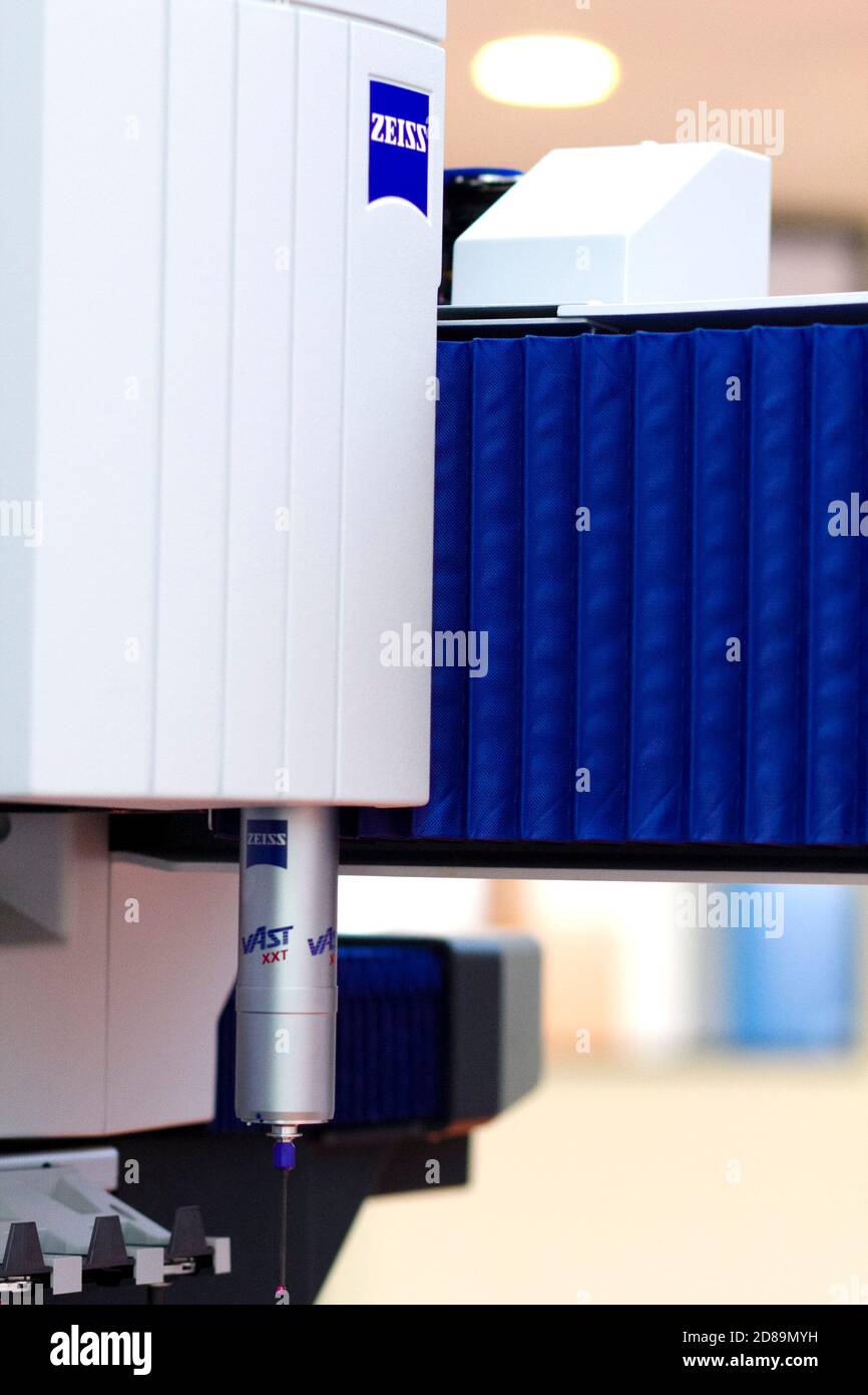 Carl zeiss symbol hi-res stock photography and images - Alamy