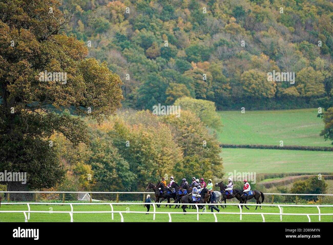 Runners circle at the start for The Summerfield Developments Novices ...