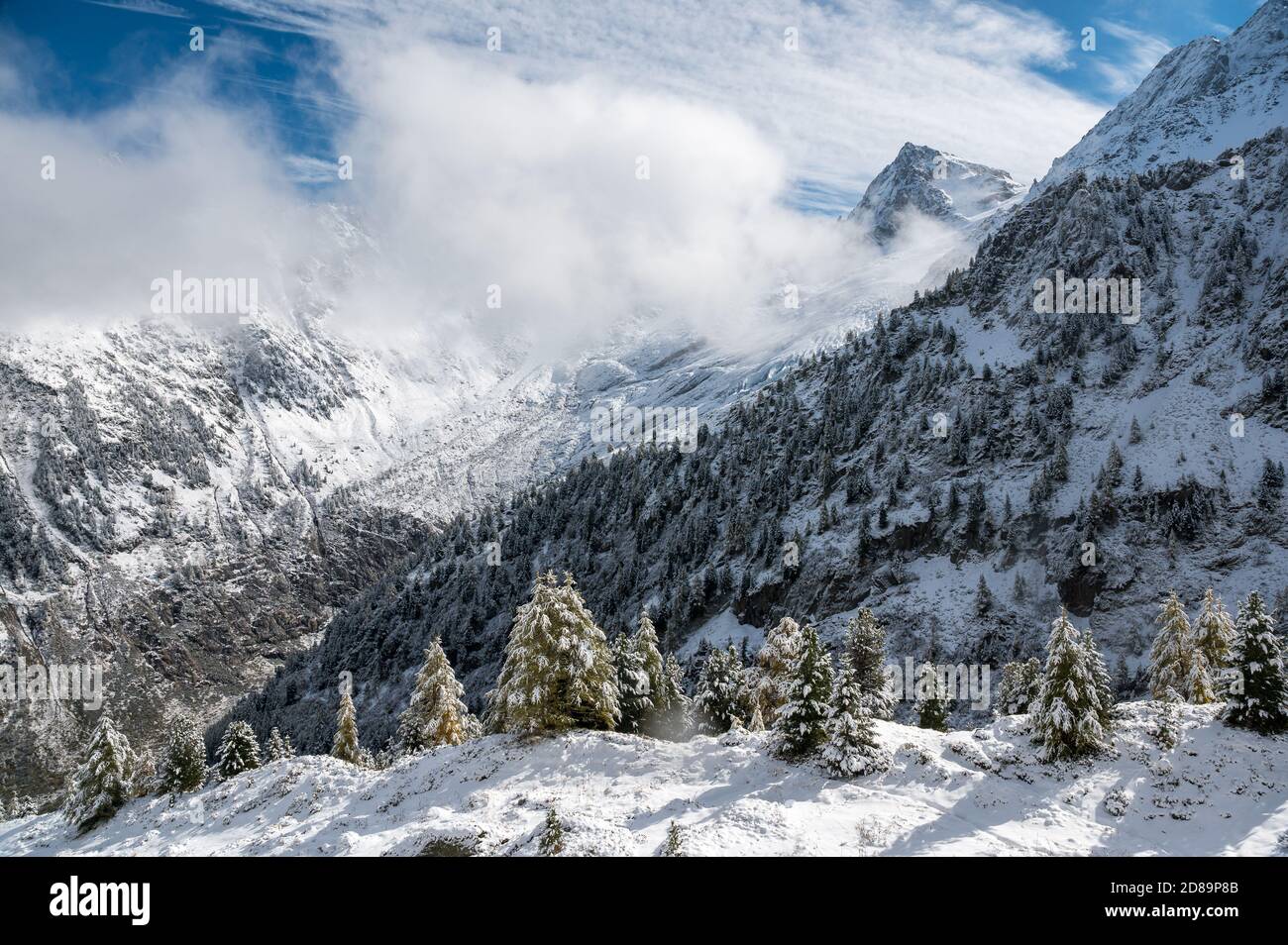 Vallée du trient hi-res stock photography and images - Alamy