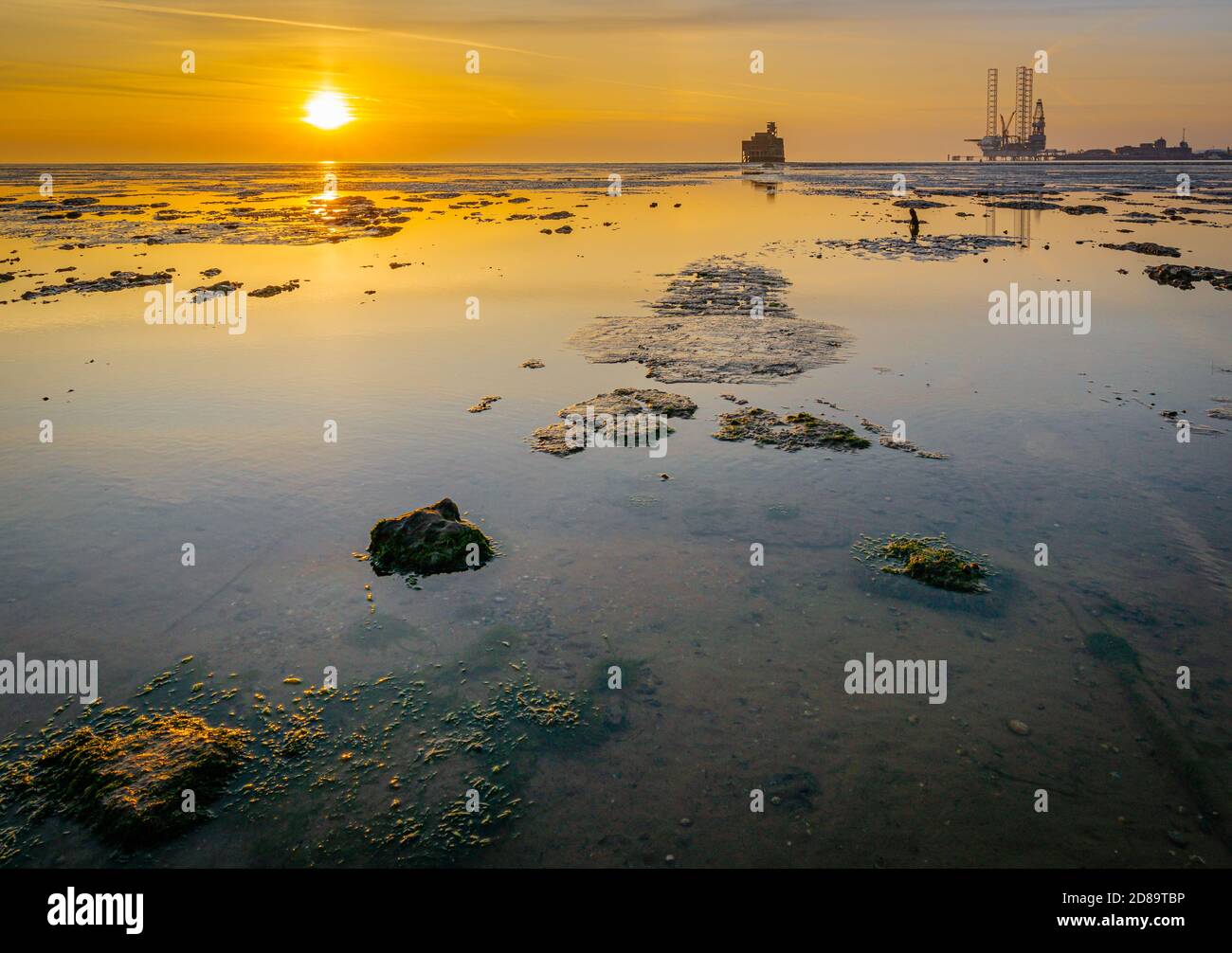 Grain Tower Battery at The Isle Of Grain with the Prospector 1 oil ...