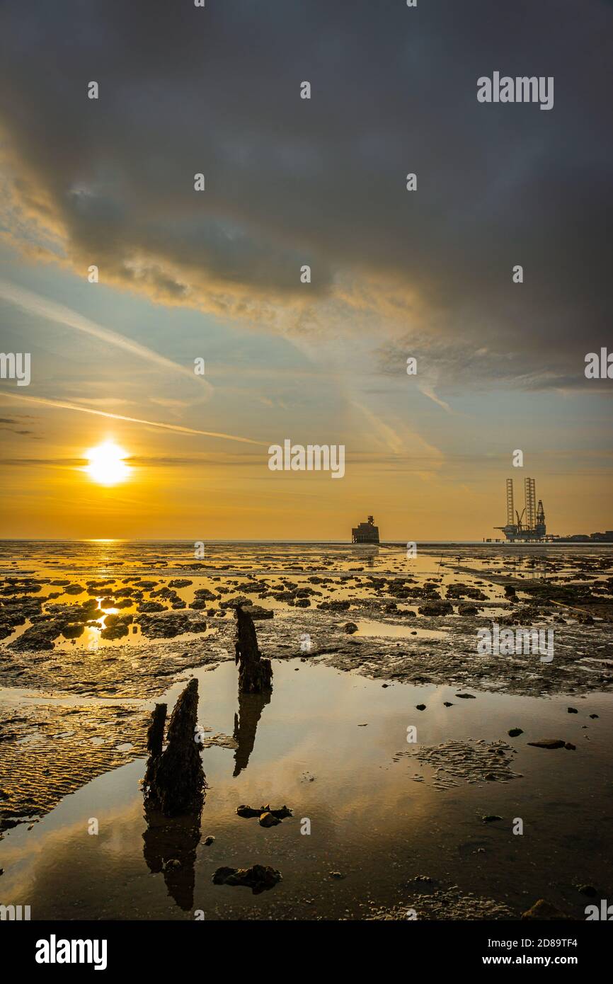 Grain Tower Battery at The Isle Of Grain with the Prospector 1 oil ...