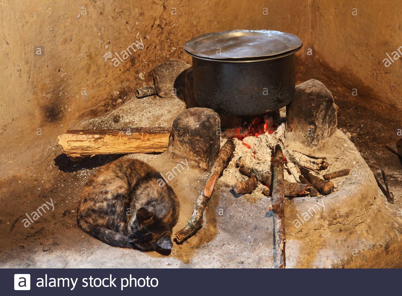 Chulla High Resolution Stock Photography and Images - Alamy