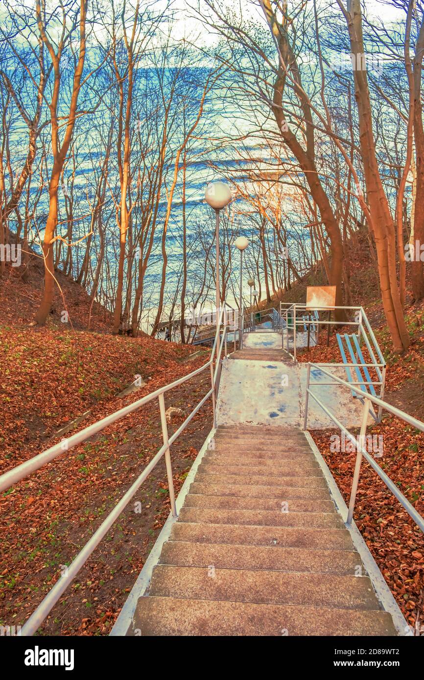 Stair descent hi-res stock photography and images - Alamy