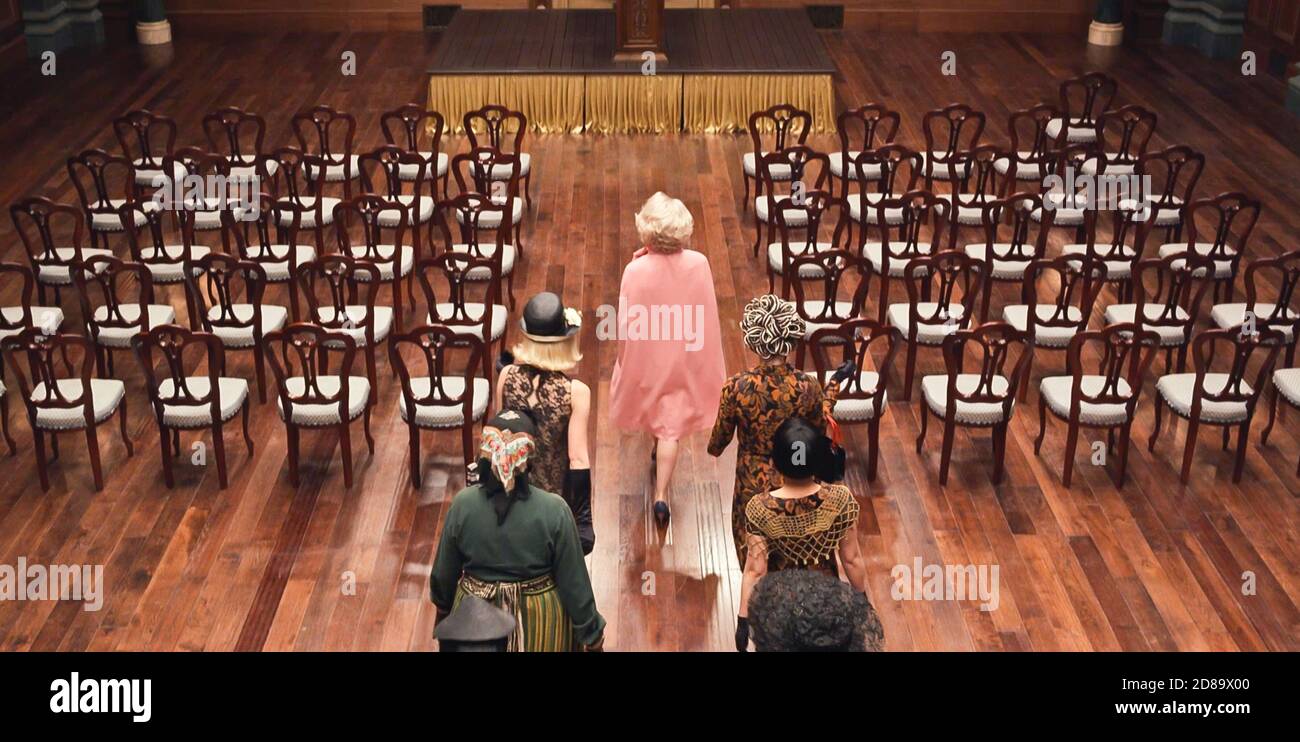 USA. Anne Hathaway in a scene from the ©Warner Bros. new movie: The ...