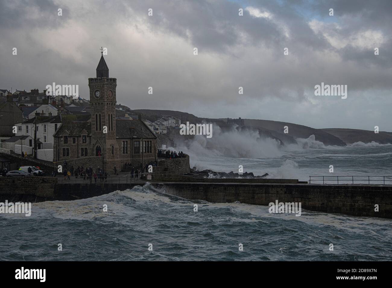 Porthlevn storm waves hi-res stock photography and images - Alamy