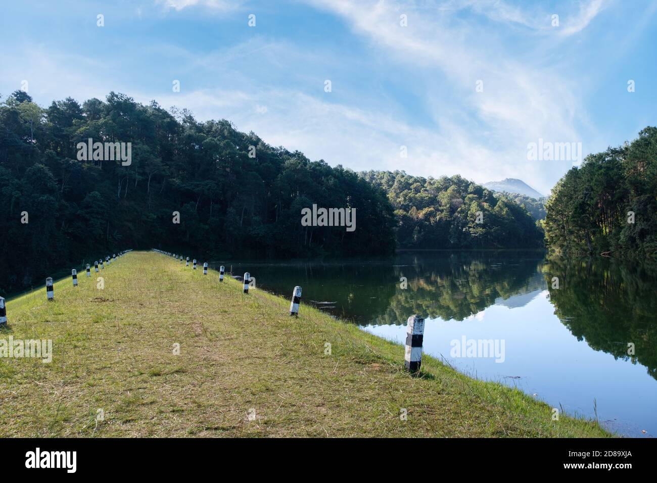 Ridge dam hi-res stock photography and images - Alamy
