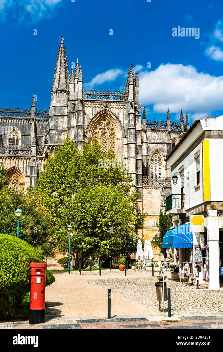 Batalha square hi-res stock photography and images - Alamy