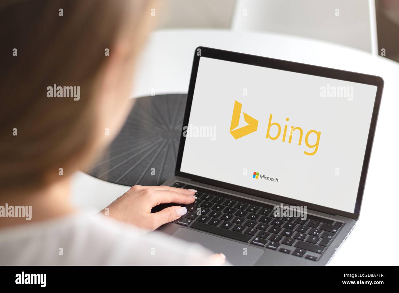 Bing search engine logo hi-res stock photography and images - Alamy