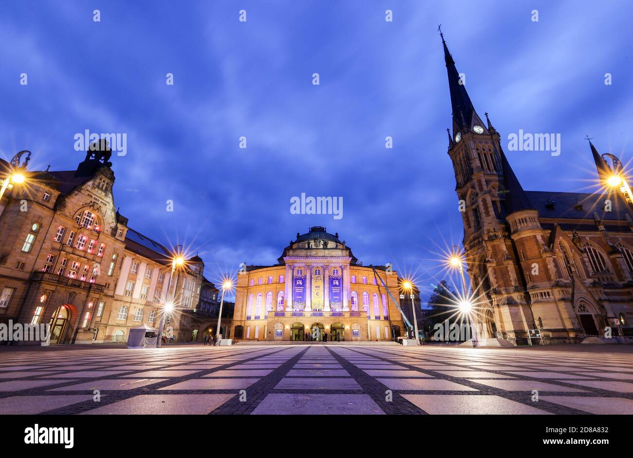 Chemnitz, Germany. 28th Oct, 2020. The opera house is decorated with ...