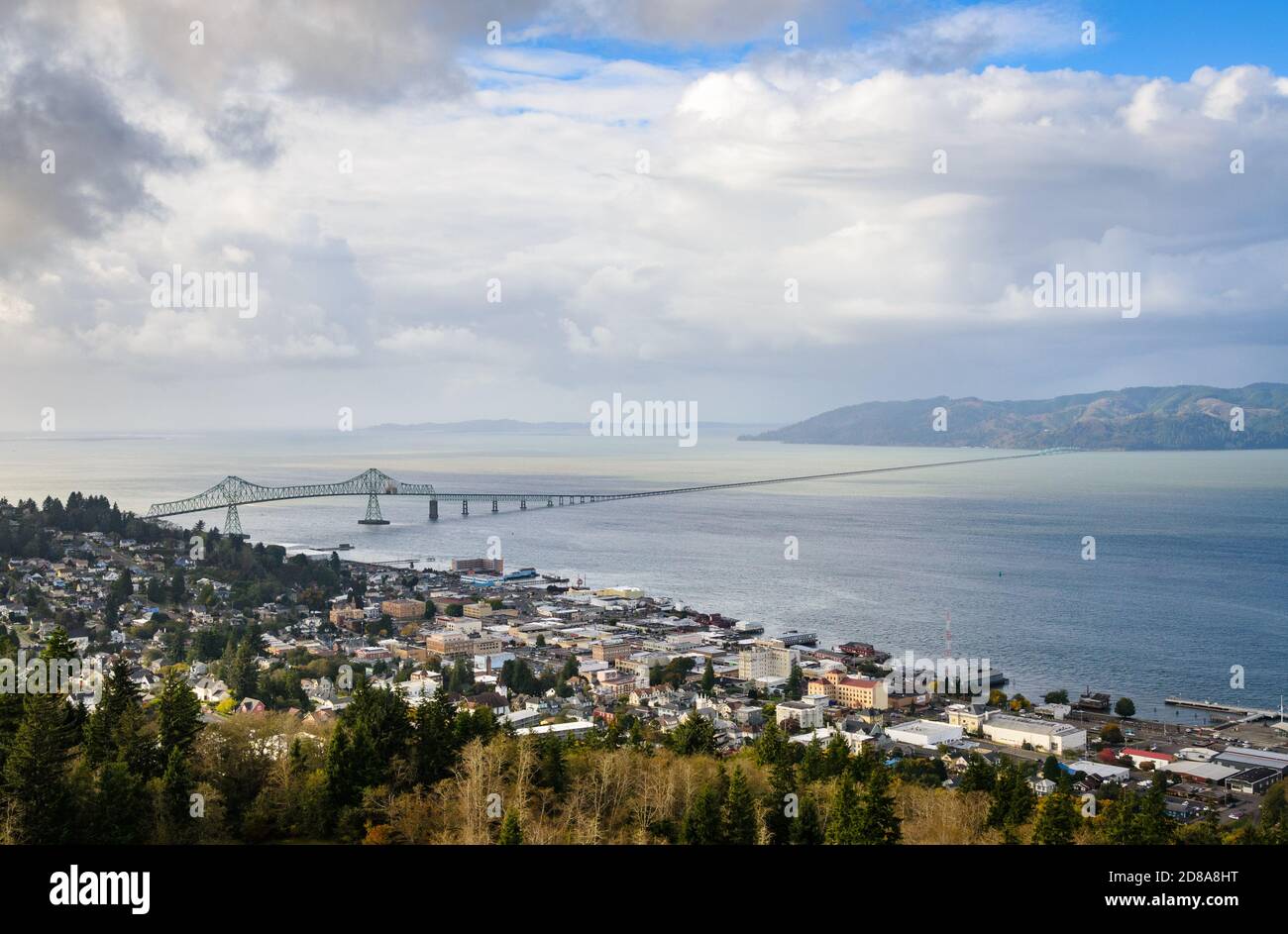 Astoria column tower hi-res stock photography and images - Alamy