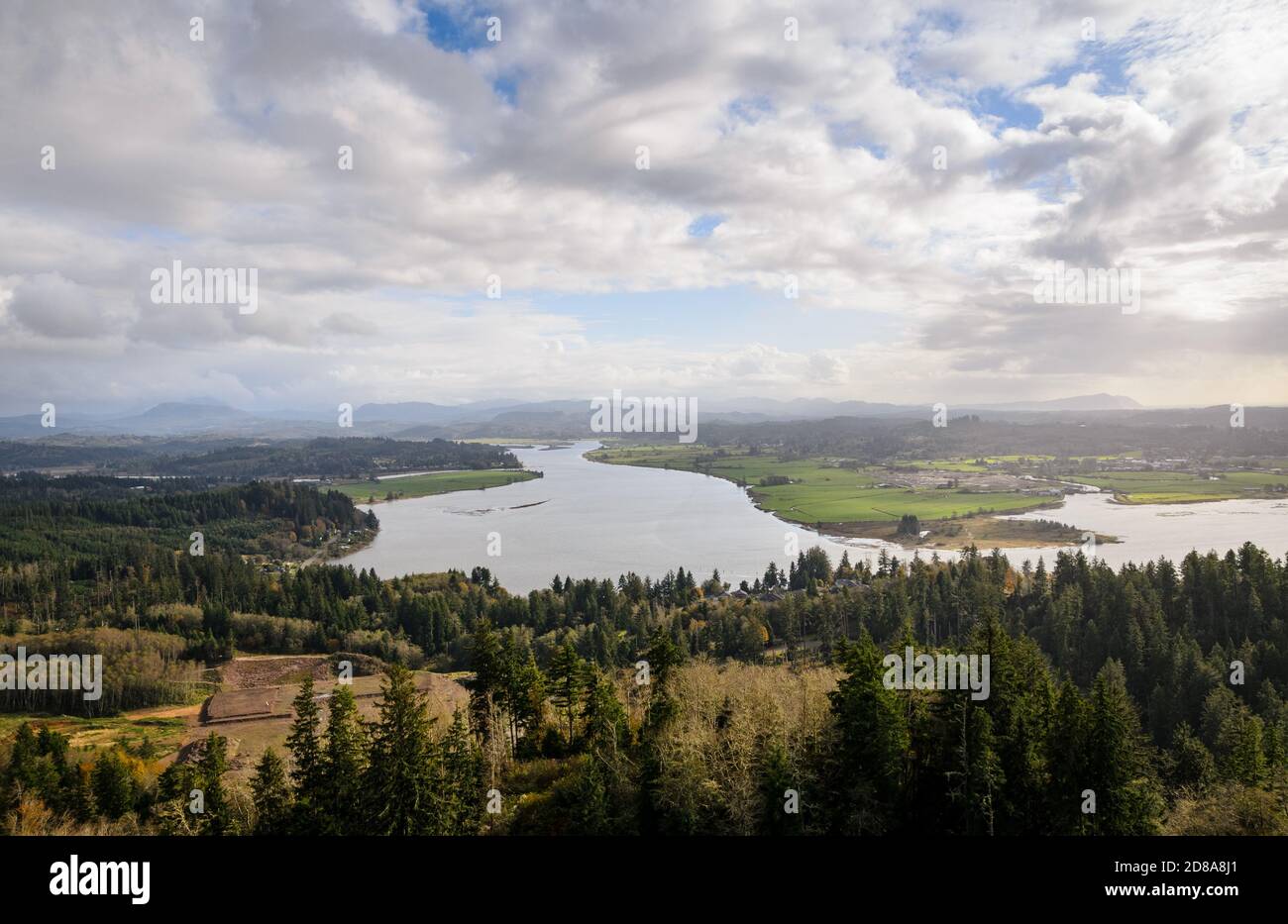 Astoria column columbia river hi-res stock photography and images - Alamy