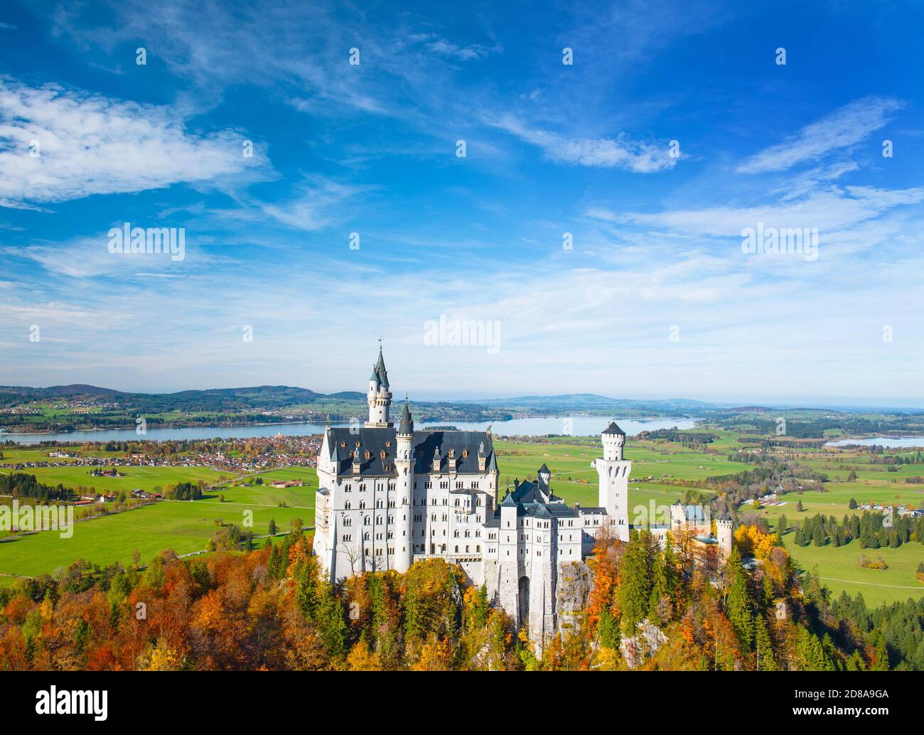Neuschwanstein castle autumn hi-res stock photography and images - Alamy