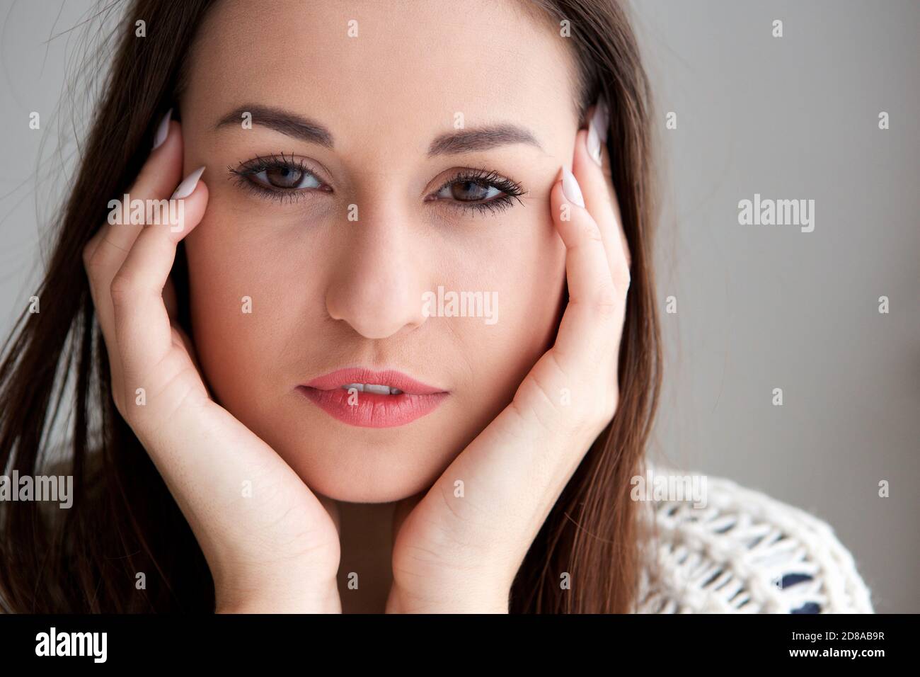 Staring portrait hi-res stock photography and images - Alamy