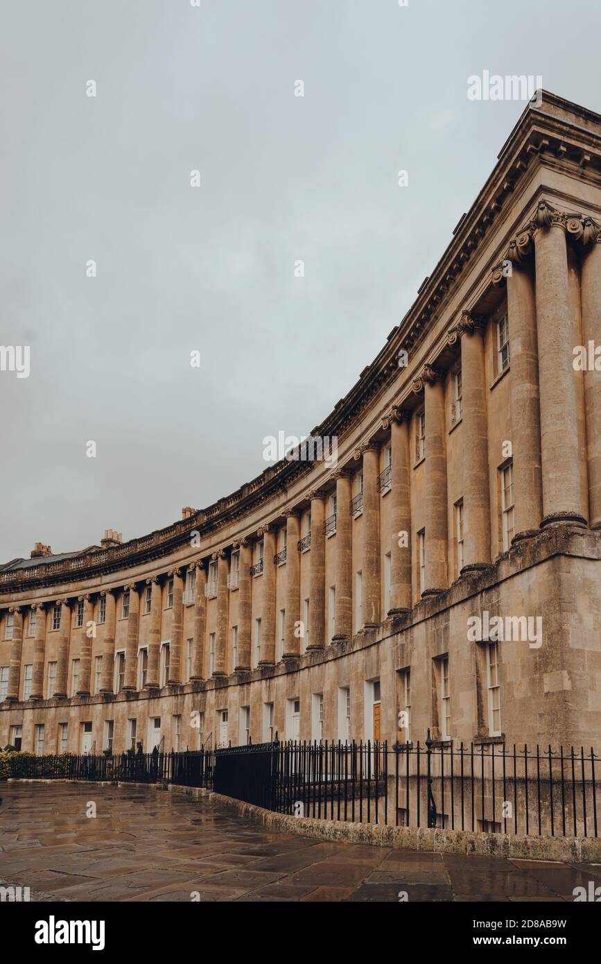 Historic limestone buildings in a crescent shape on Royal Crescent in ...