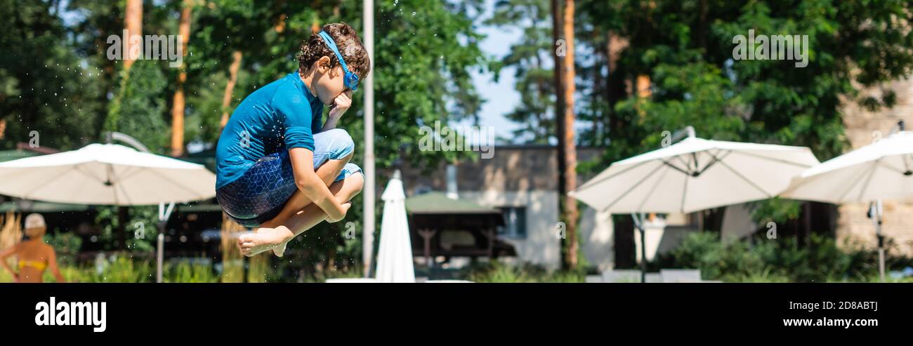 Plugging Nose High Resolution Stock Photography and Images - Alamy