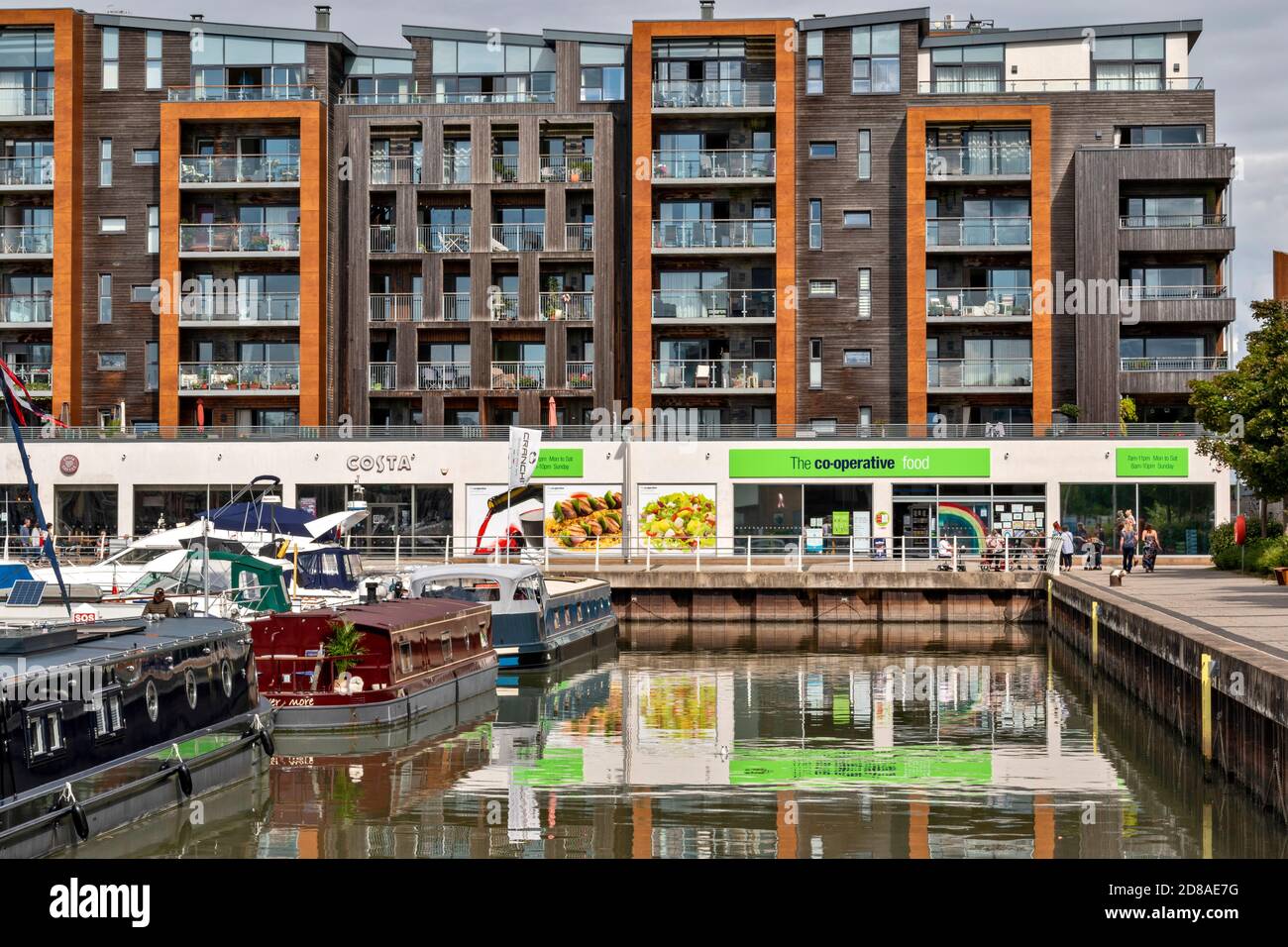 PORTISHEAD BRISTOL SOMERSET ENGLAND THE CO-OPERATIVE FOOD STORE IN ...