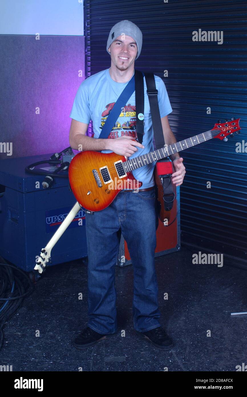 SUNRISE FL - MARCH 13: Dan Estrin of Hoobastank poses for a portrait ...