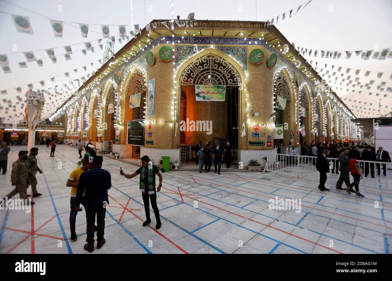 Abu hanifa mosque hi-res stock photography and images - Alamy