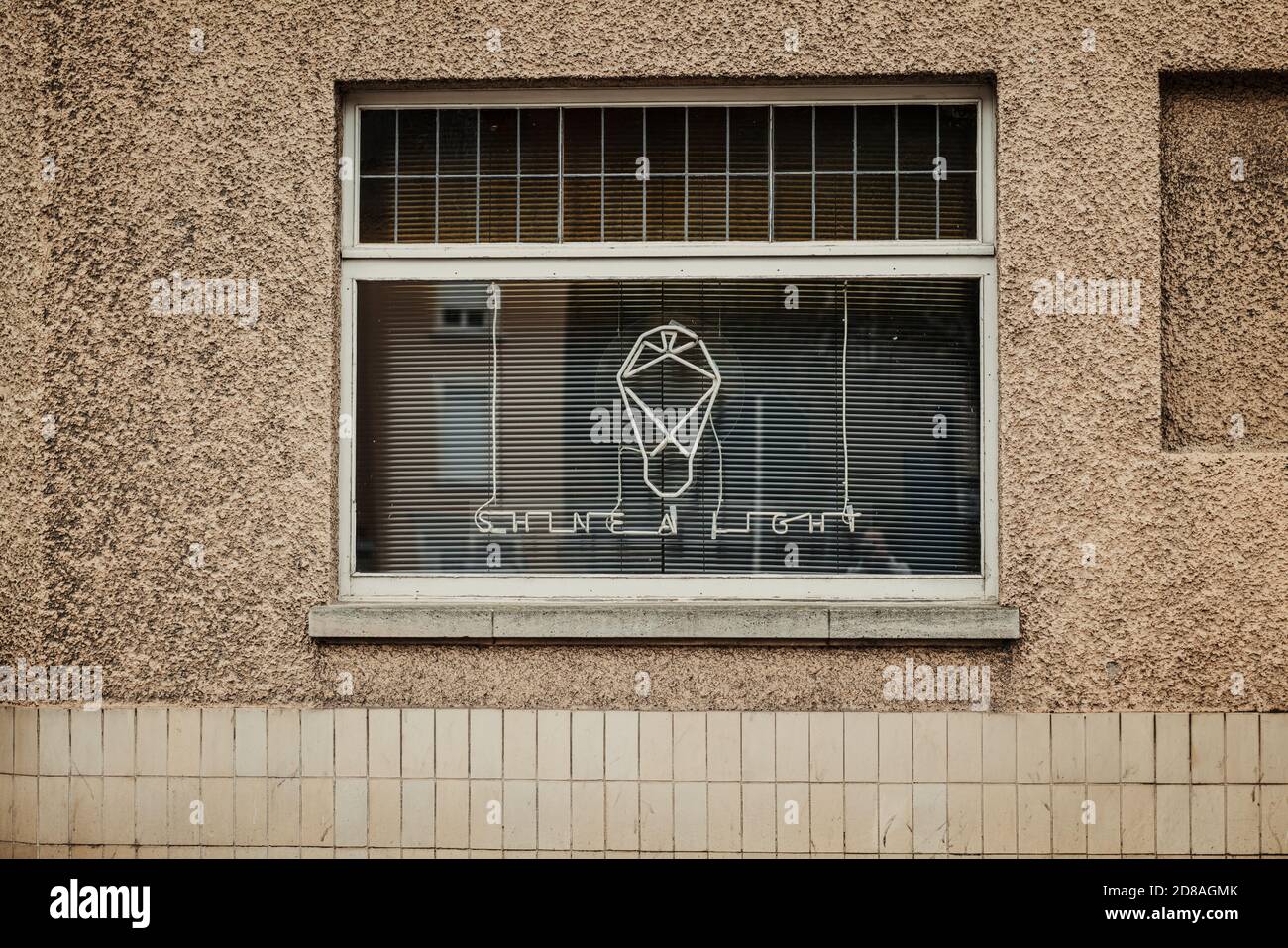 Shine a light hi-res stock photography and images - Alamy