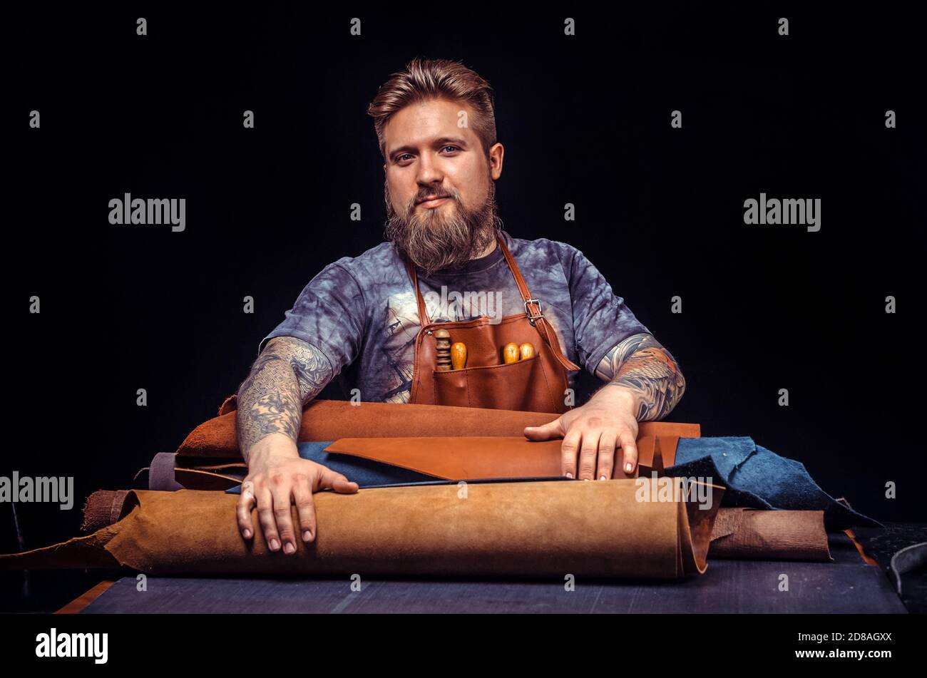 Leathercrafters hi-res stock photography and images - Alamy