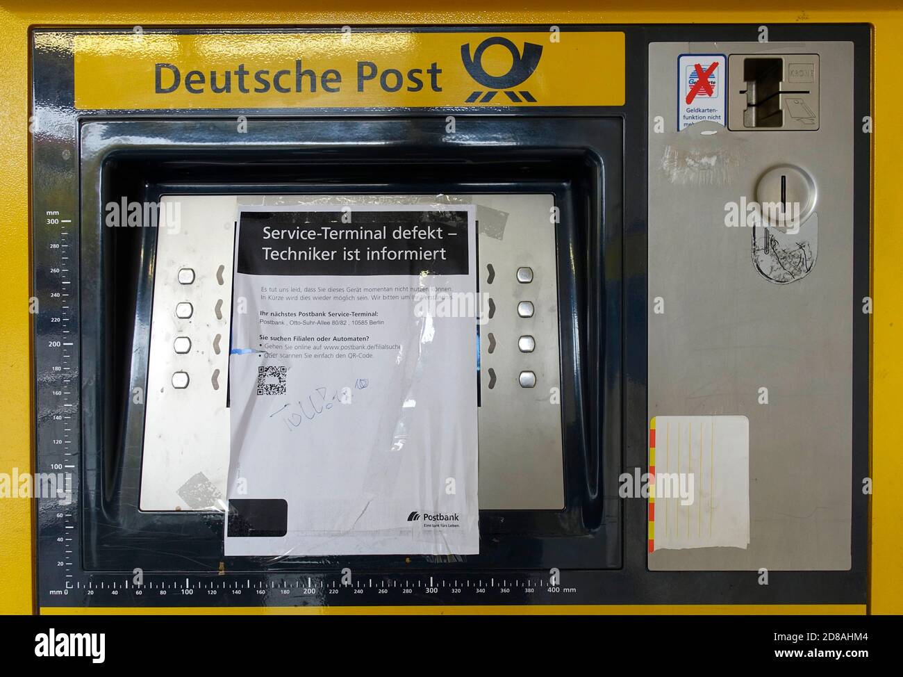 Logo deutsche post ag hi-res stock photography and images - Alamy