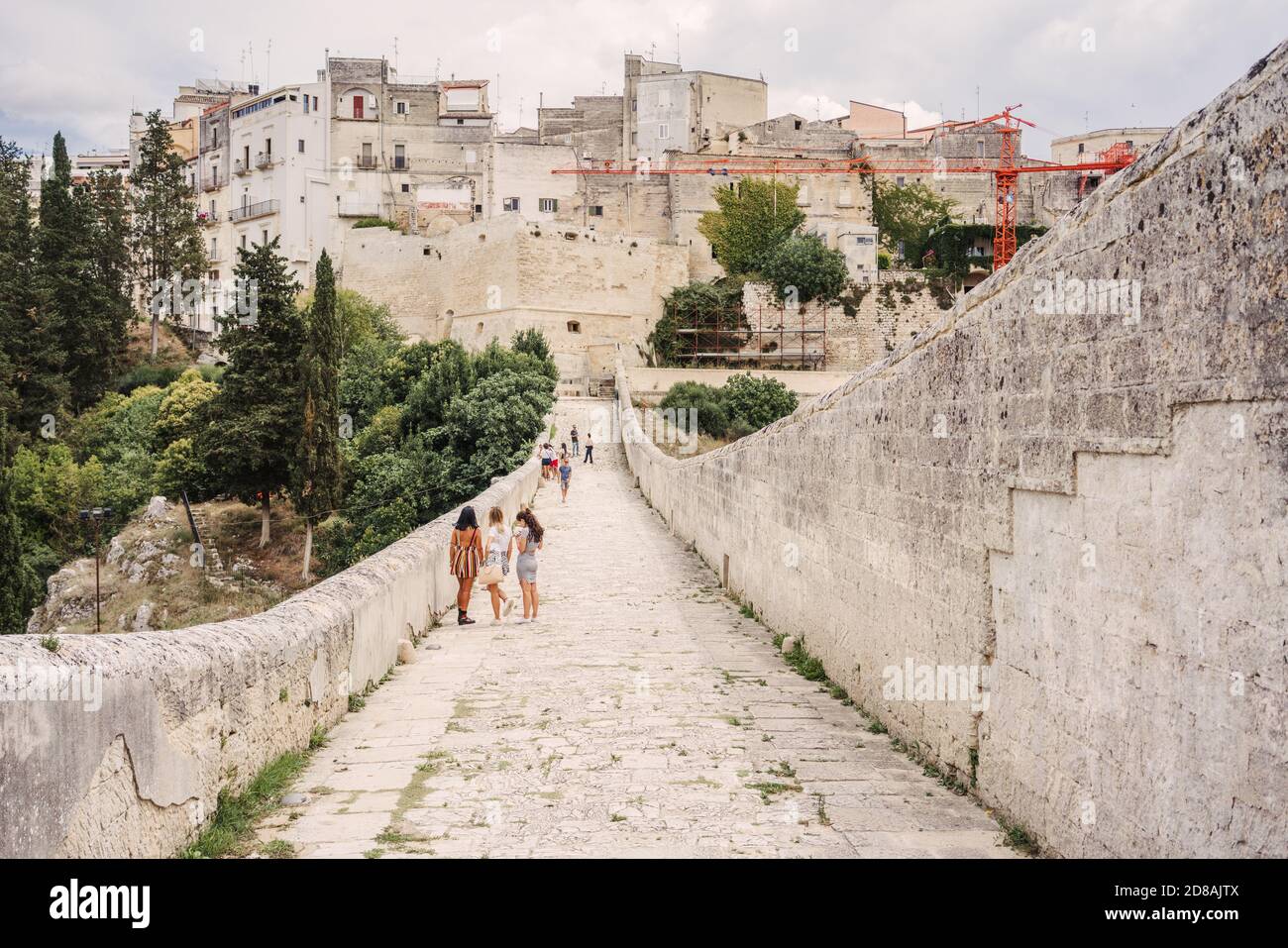Apulia gravina in puglia bridge aqueduct hi-res stock photography and ...