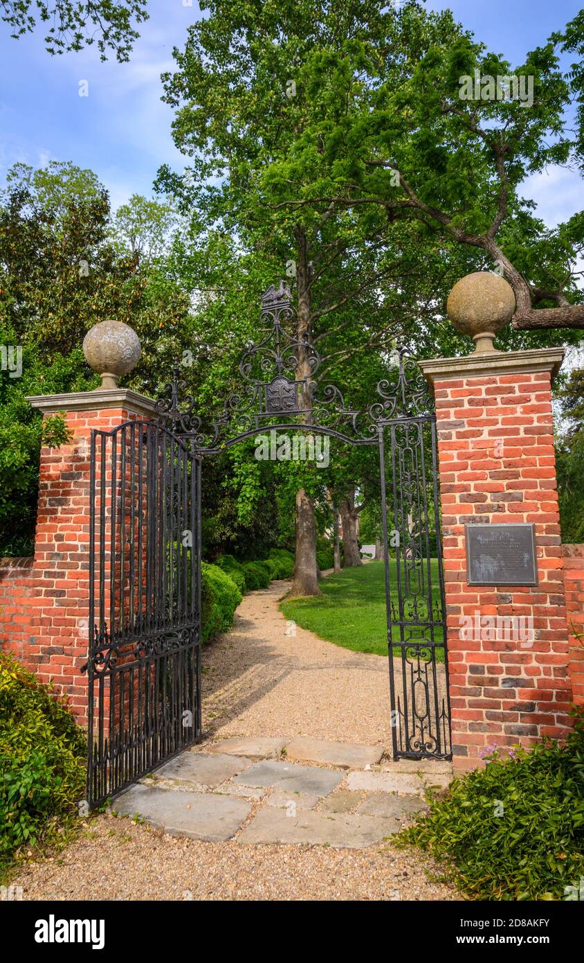 Virginia westover plantation hi-res stock photography and images - Alamy