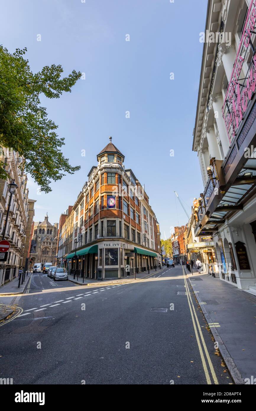 View of the exterior of the iconic up-market restaurant, The Ivy and St ...