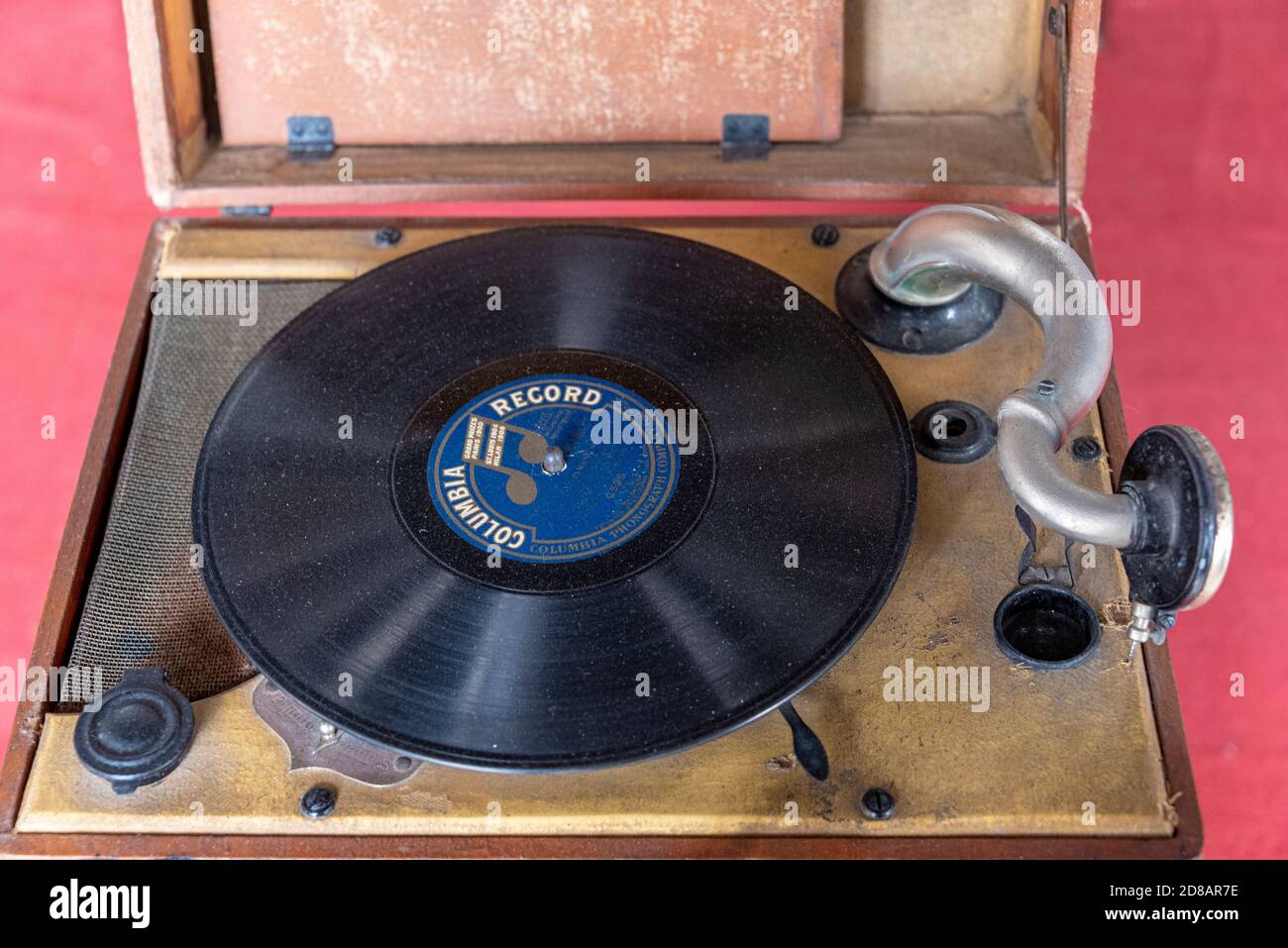 Ancient vinyl record player, Casa Consistorial, Holguin, Cuba Stock ...